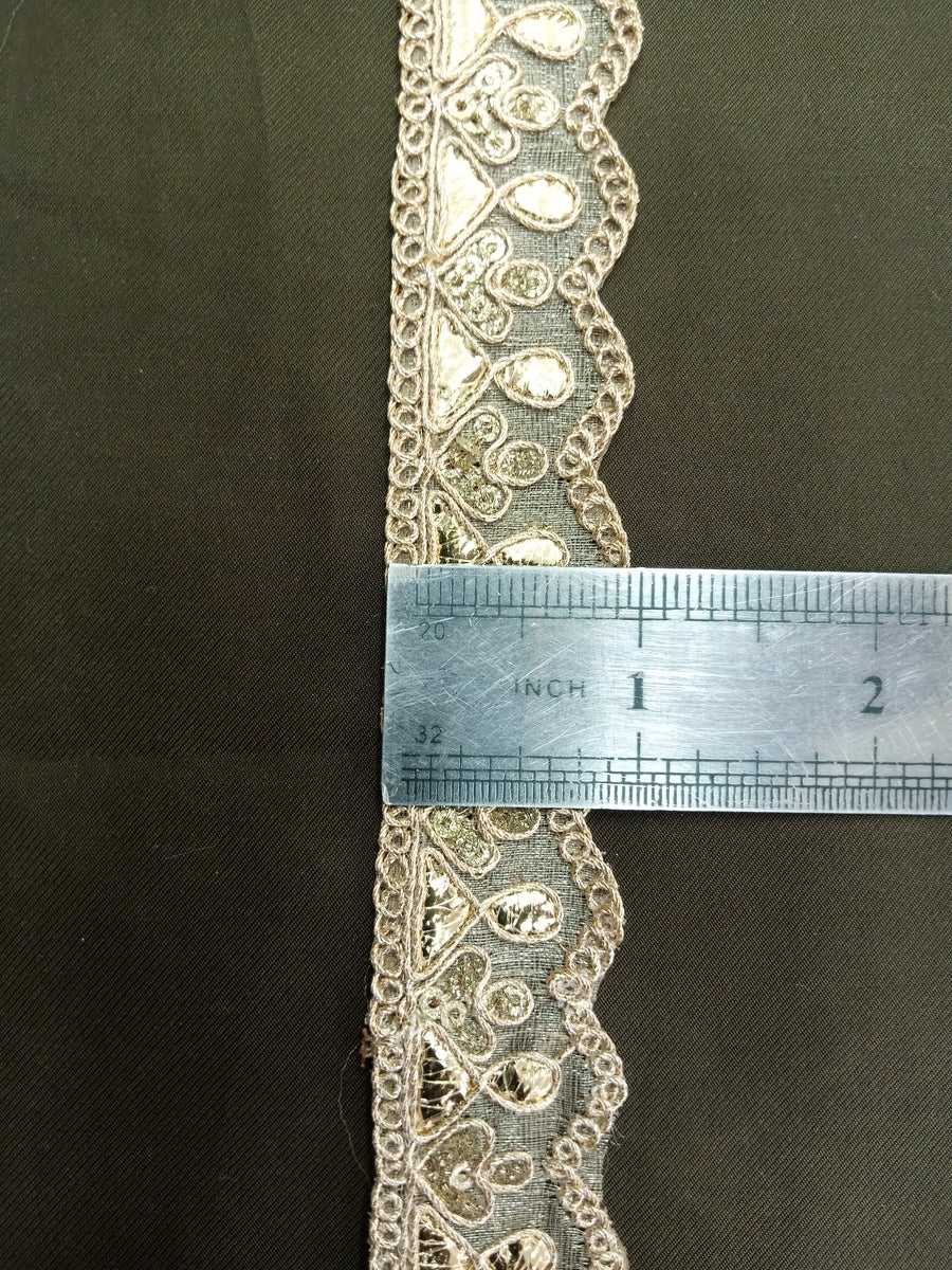 LC13778 - Indian Fancy Lace – Fancy Button Corner